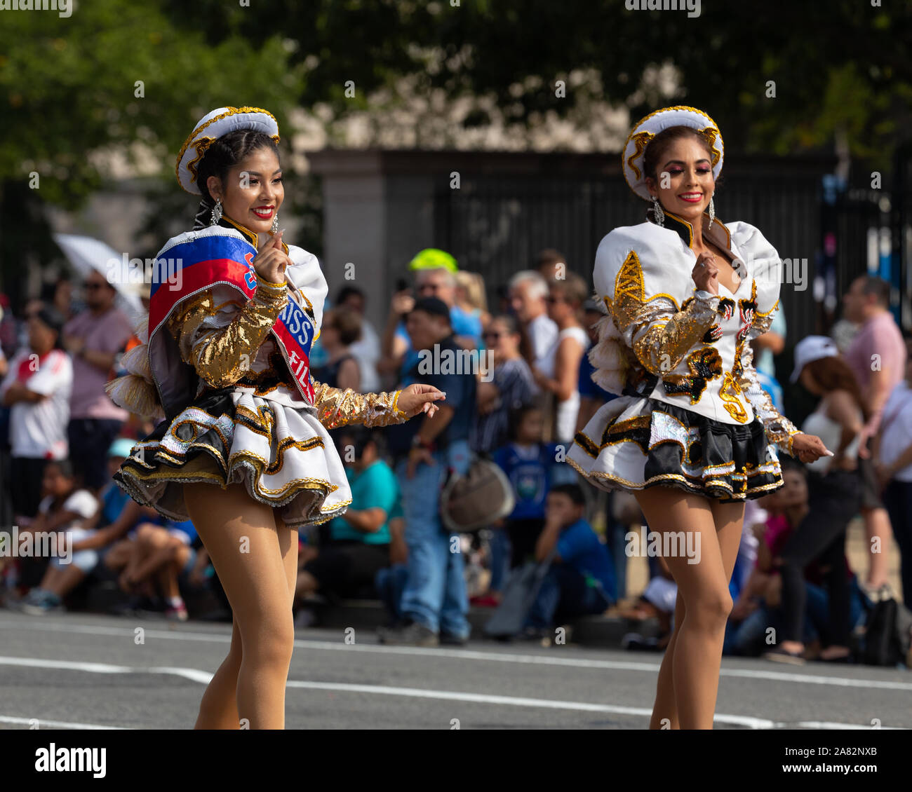 Caporales bolivia man and woman hi-res stock photography and images - Alamy