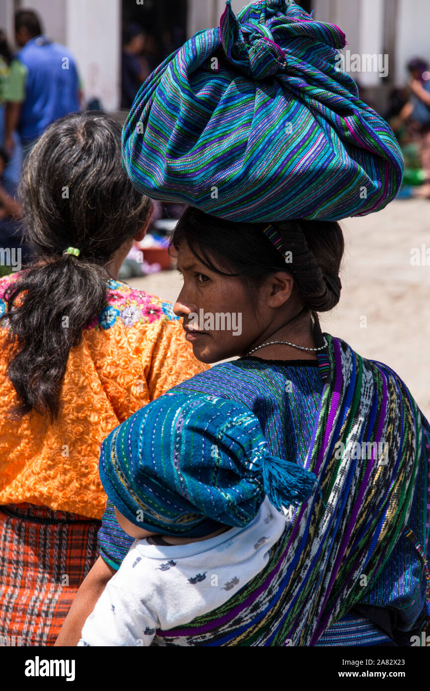 Cakchiquel people kaqchikel maya woman hi-res stock photography and ...