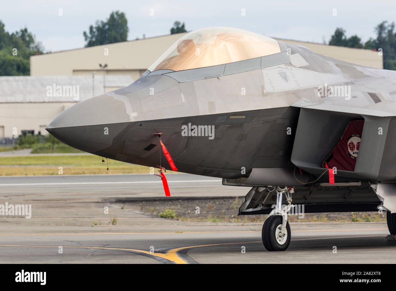 A United States Air Force F-22 Raptor sits on static display at the ...