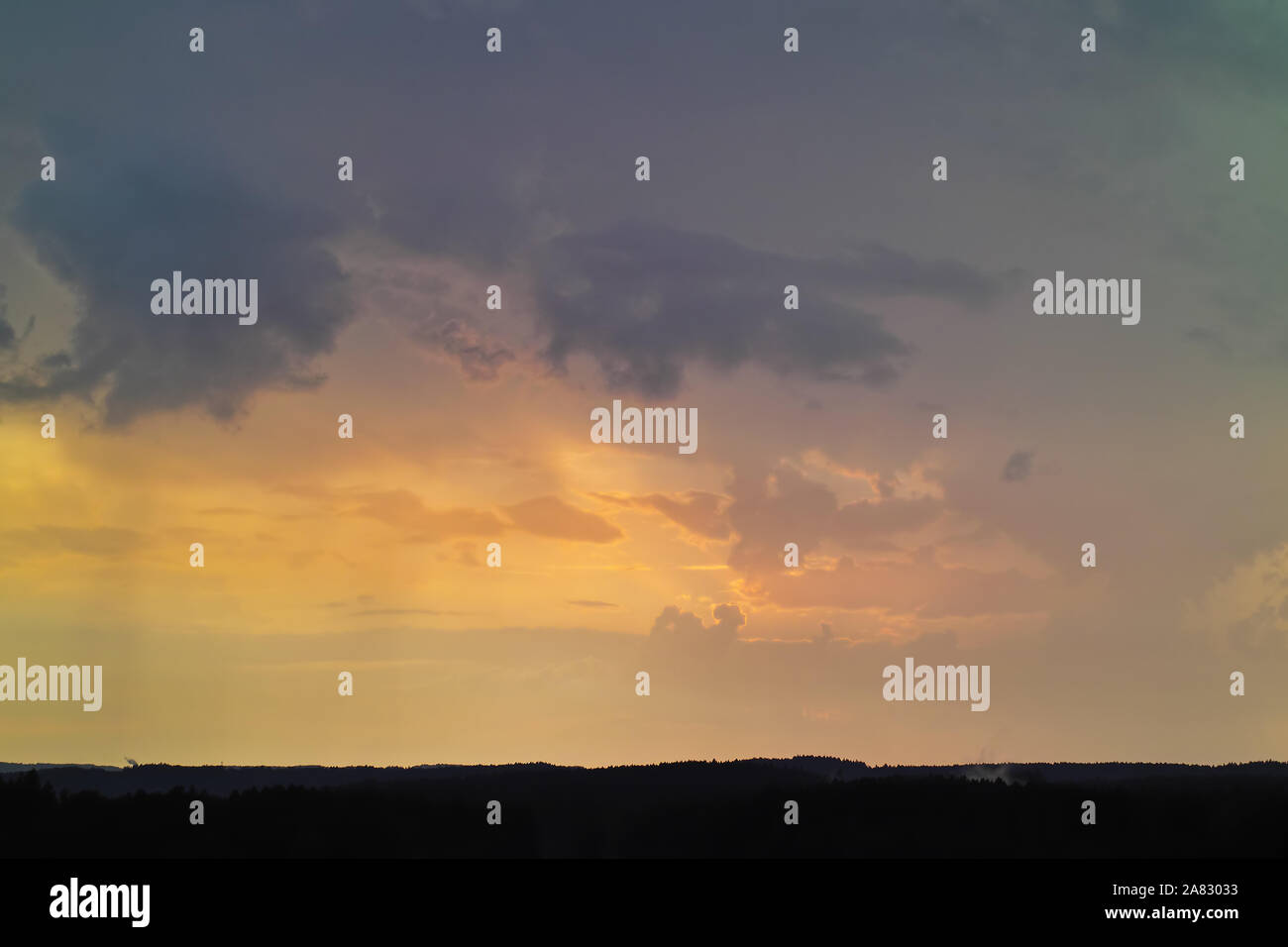 Thundercloud Silhouette High Resolution Stock Photography and Images ...