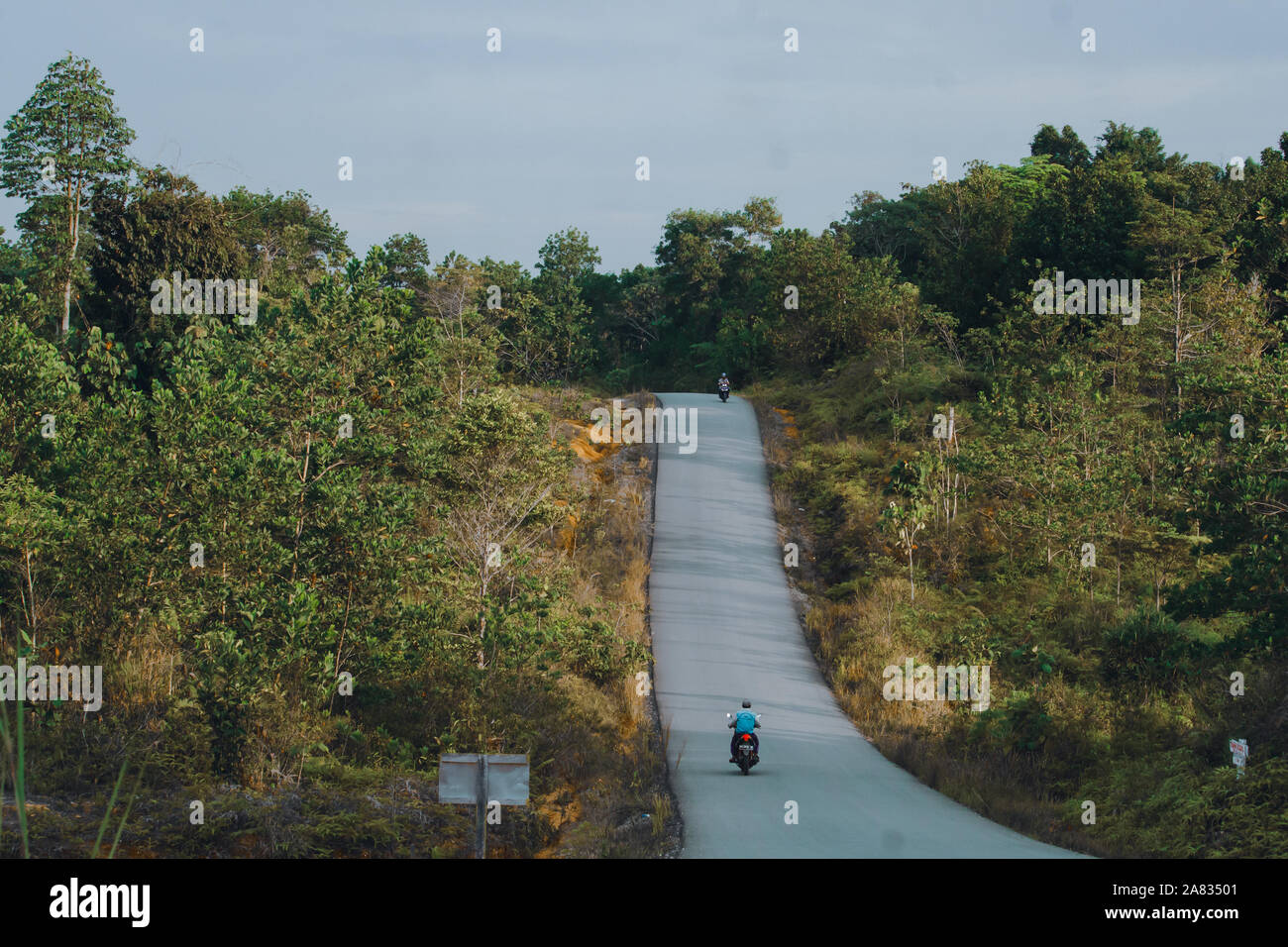 Clear road map hi-res stock photography and images - Alamy