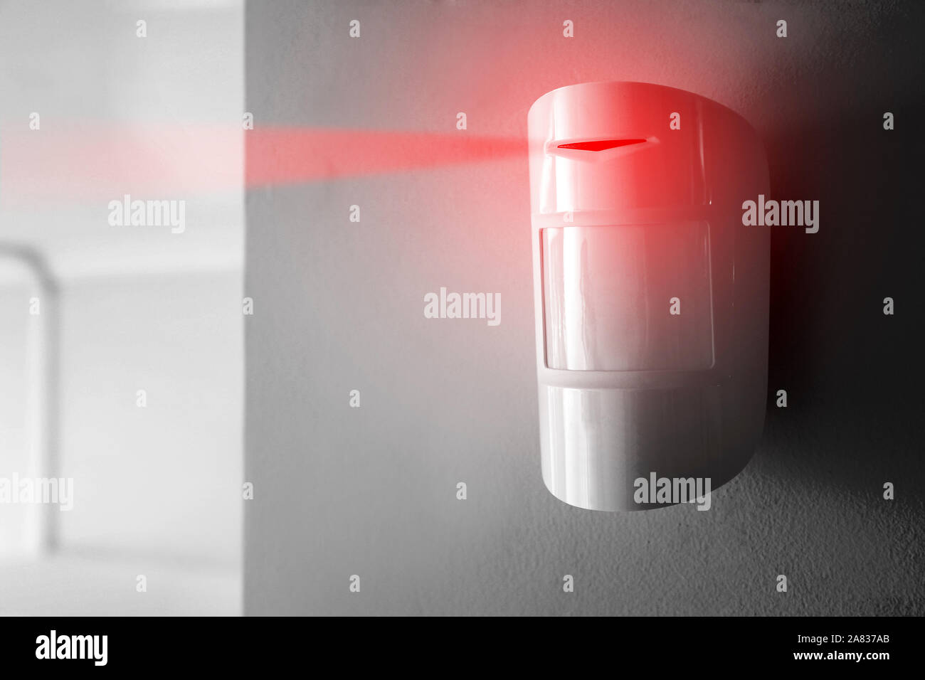 Motion sensor thief hi-res stock photography and images - Alamy