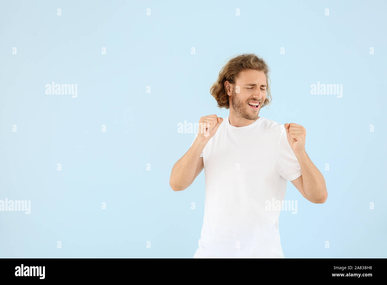 Cool young man dancing hi-res stock photography and images - Alamy