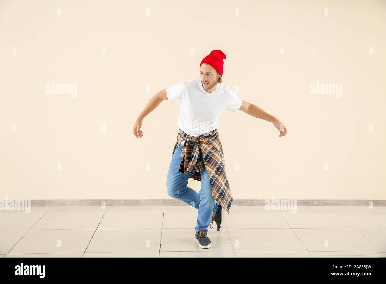 Cool young man dancing hi-res stock photography and images - Alamy