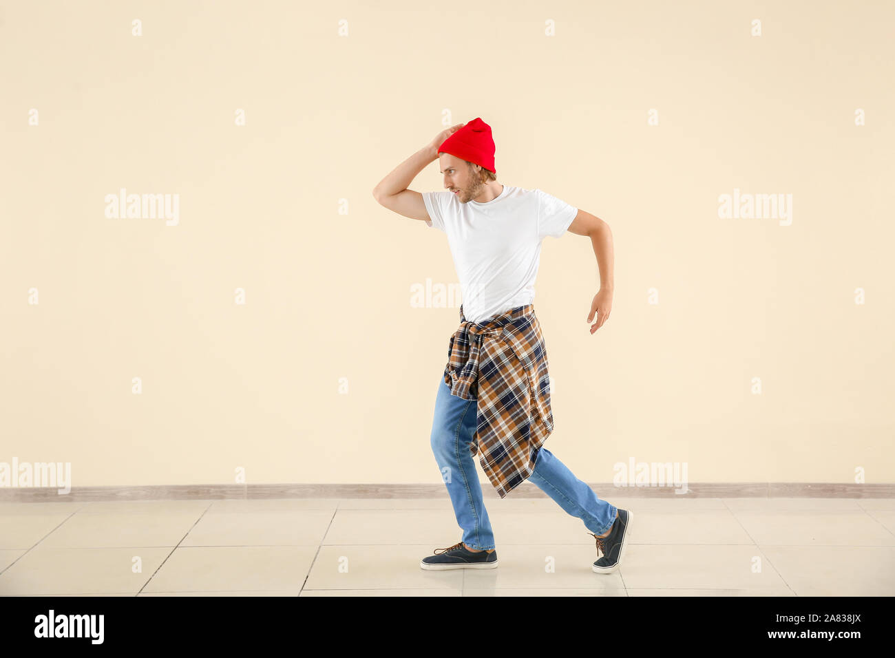 Cool young man dancing hi-res stock photography and images - Alamy