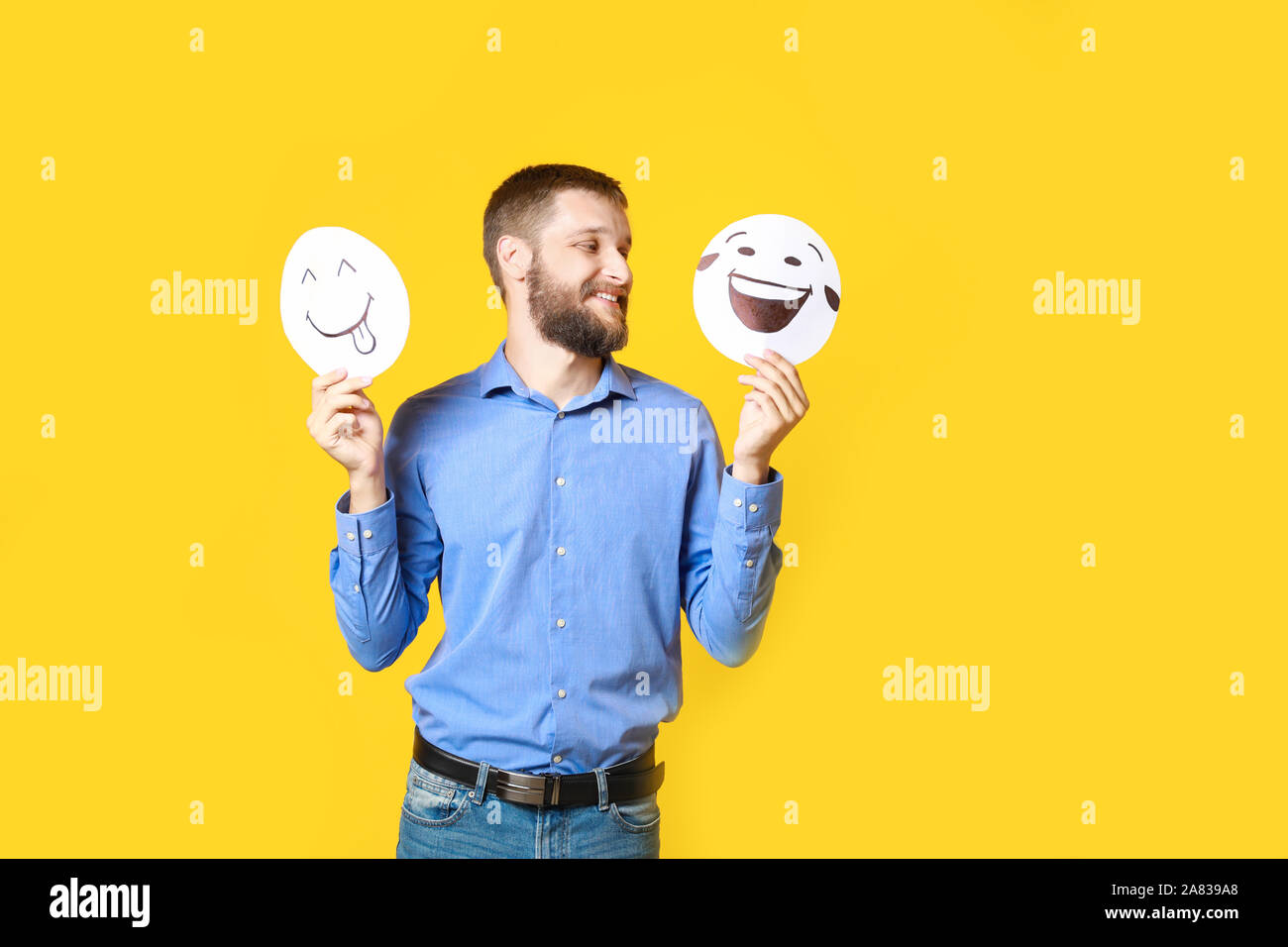 Yellow emoticon guy smiling expression hi-res stock photography and ...
