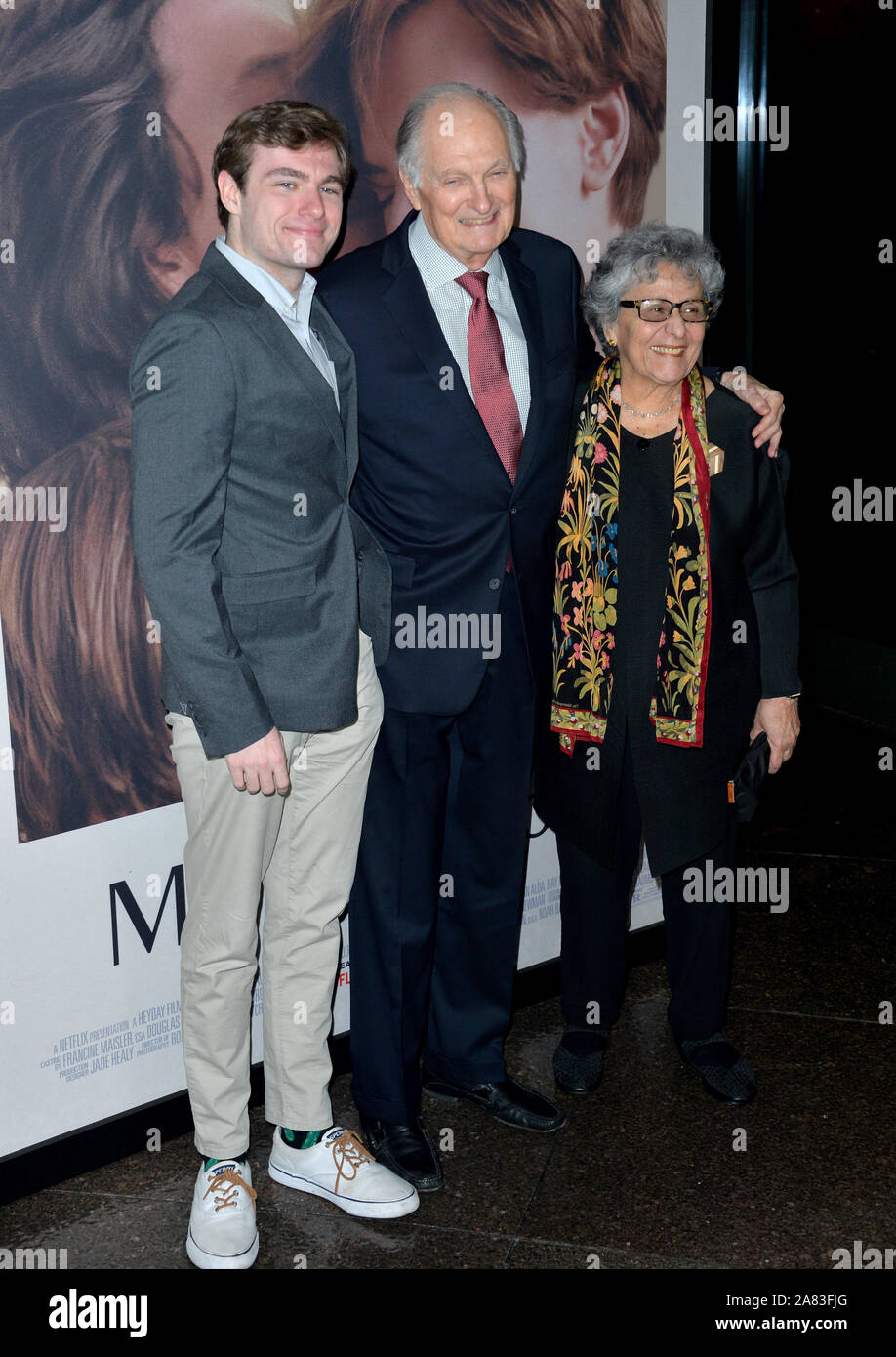 Alan alda and arlene alda hi-res stock photography and images - Alamy