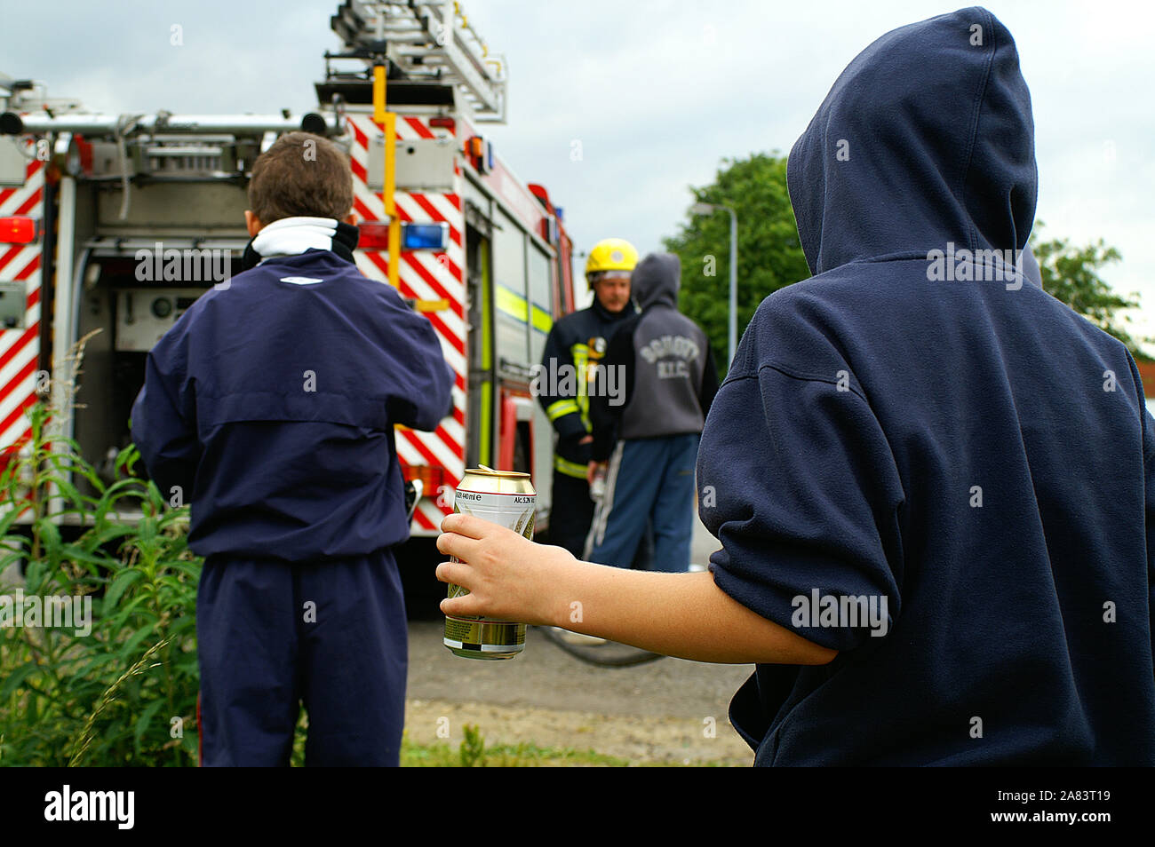 Emergency workers assault hi-res stock photography and images - Alamy