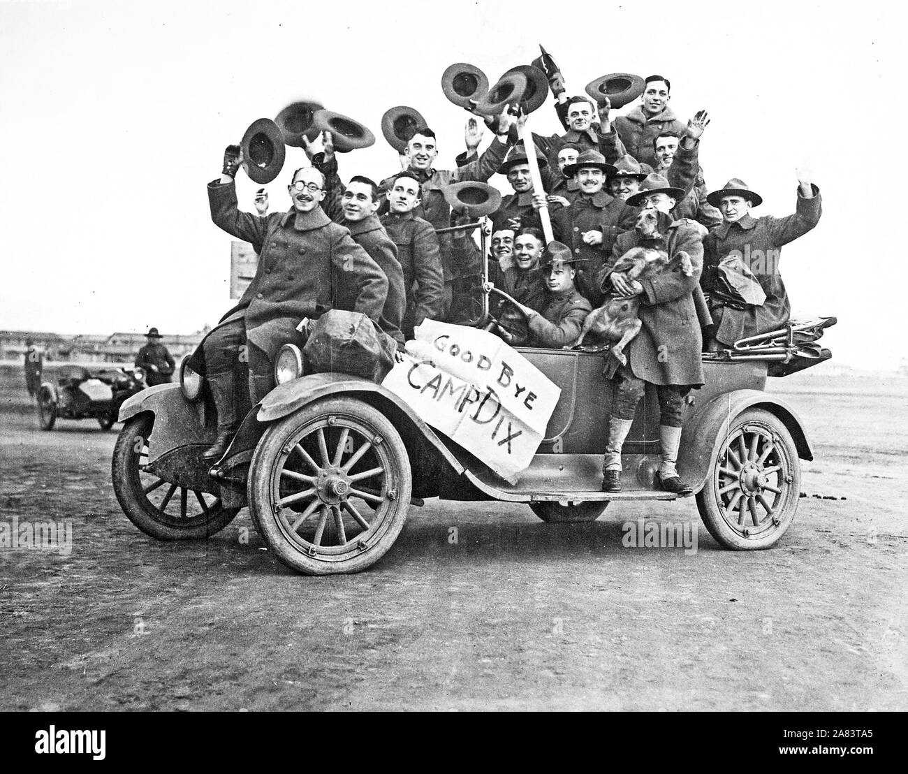 Mustered out hi-res stock photography and images - Alamy