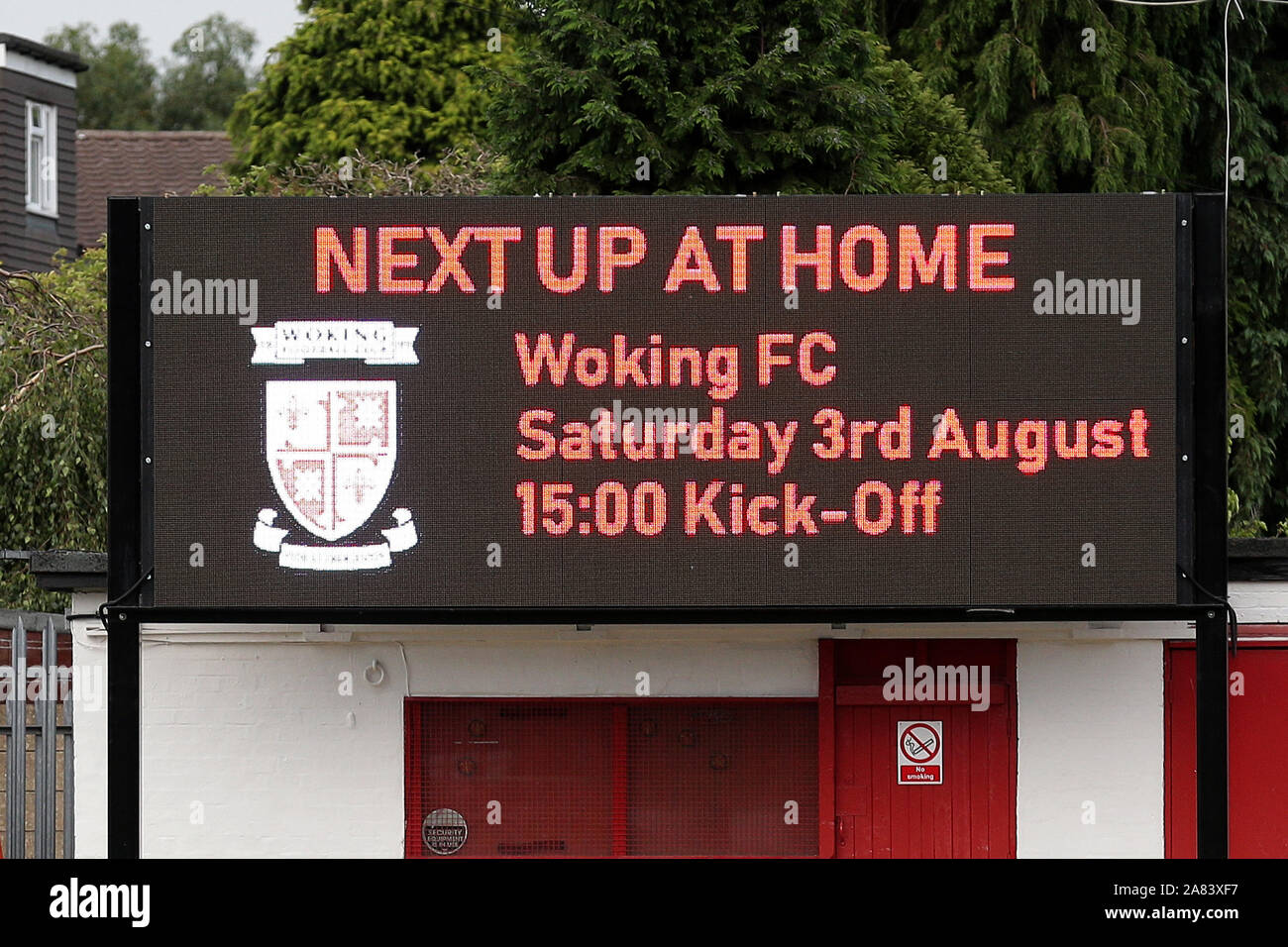 Dagenham sign hi-res stock photography and images - Alamy