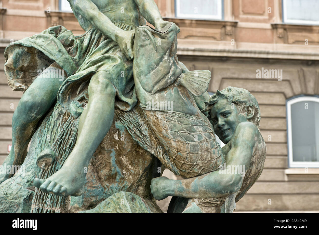 Bronze statue sculpture fish hi-res stock photography and images - Alamy