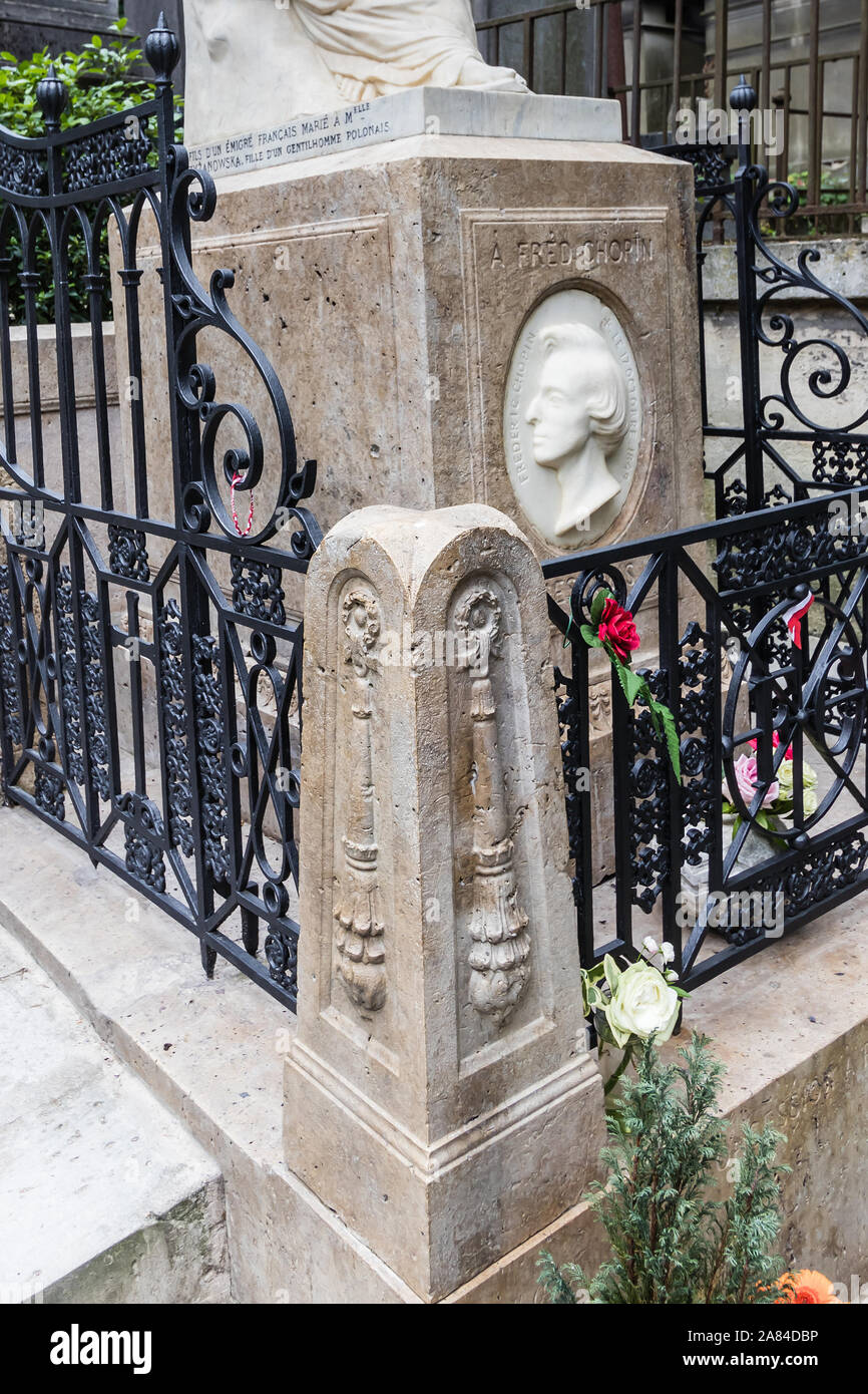 A fragment of the gravestone of Frederic Chopin in the Père Lachaise ...