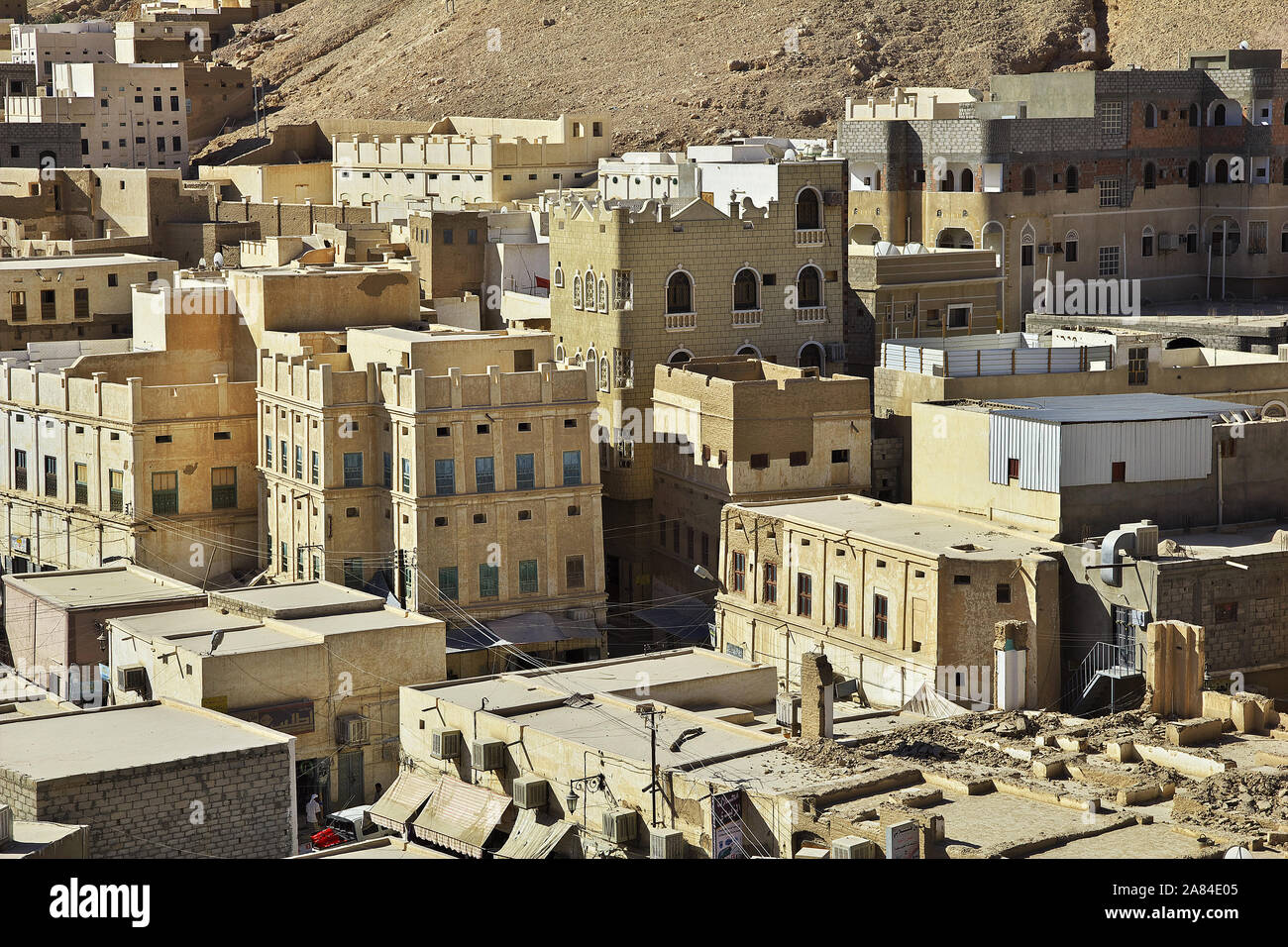Yemen seiyun palace hi-res stock photography and images - Alamy