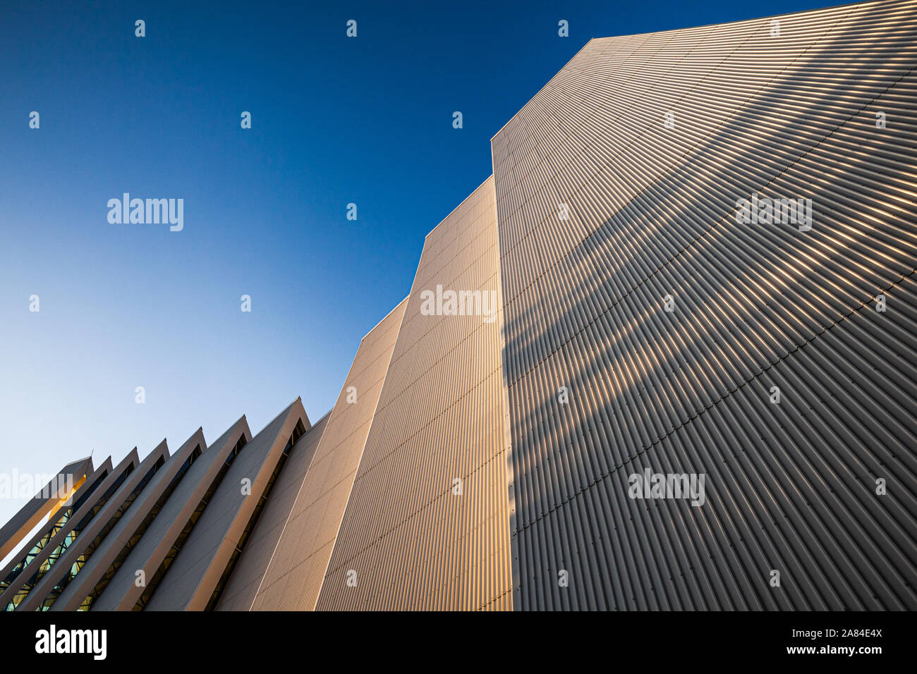 Cladding walls hi-res stock photography and images - Alamy