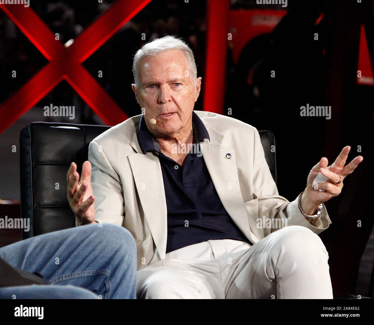 Peter brock car hi-res stock photography and images - Alamy