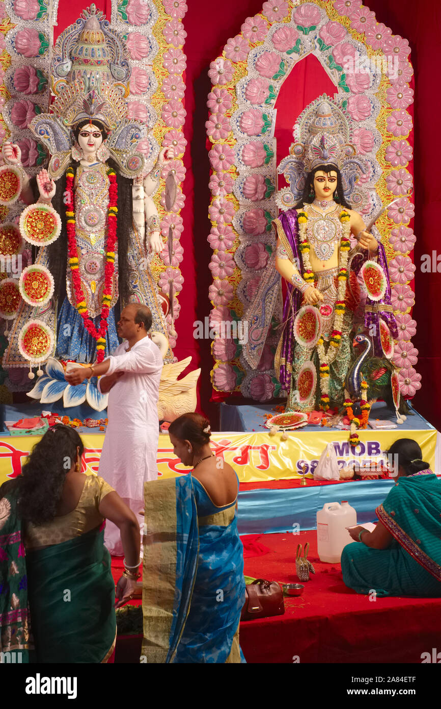 Durga puja bengali festival hi-res stock photography and images - Alamy