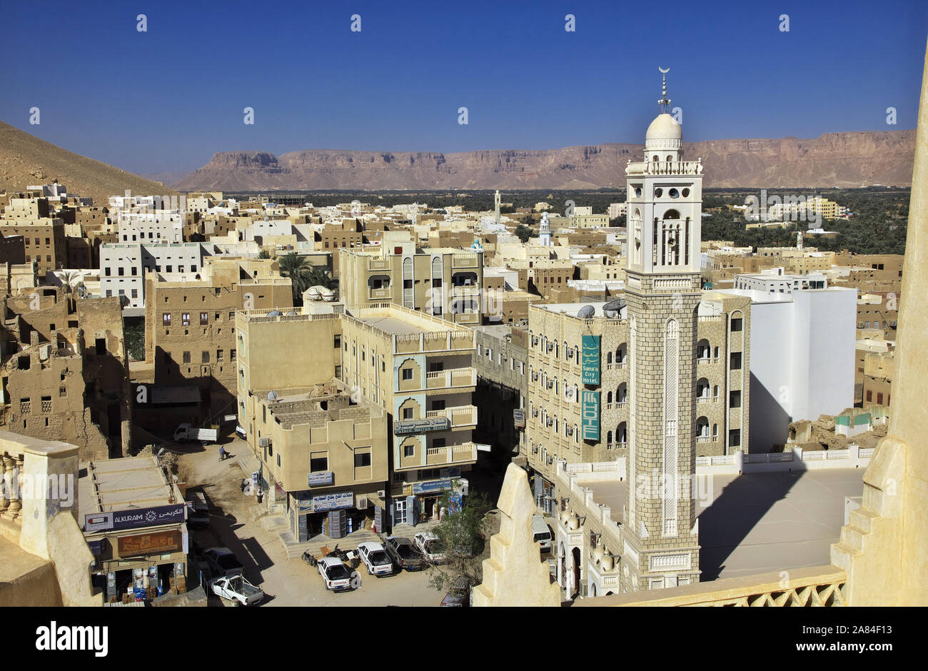 Seiyun, Hadhramaut / Yemen - 31 Dec 2012: The vintage house in Seiyun ...
