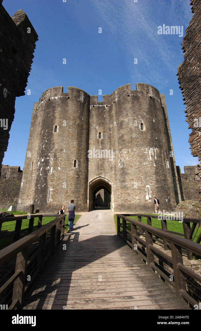 Caerphilly castle east gate hi-res stock photography and images - Alamy