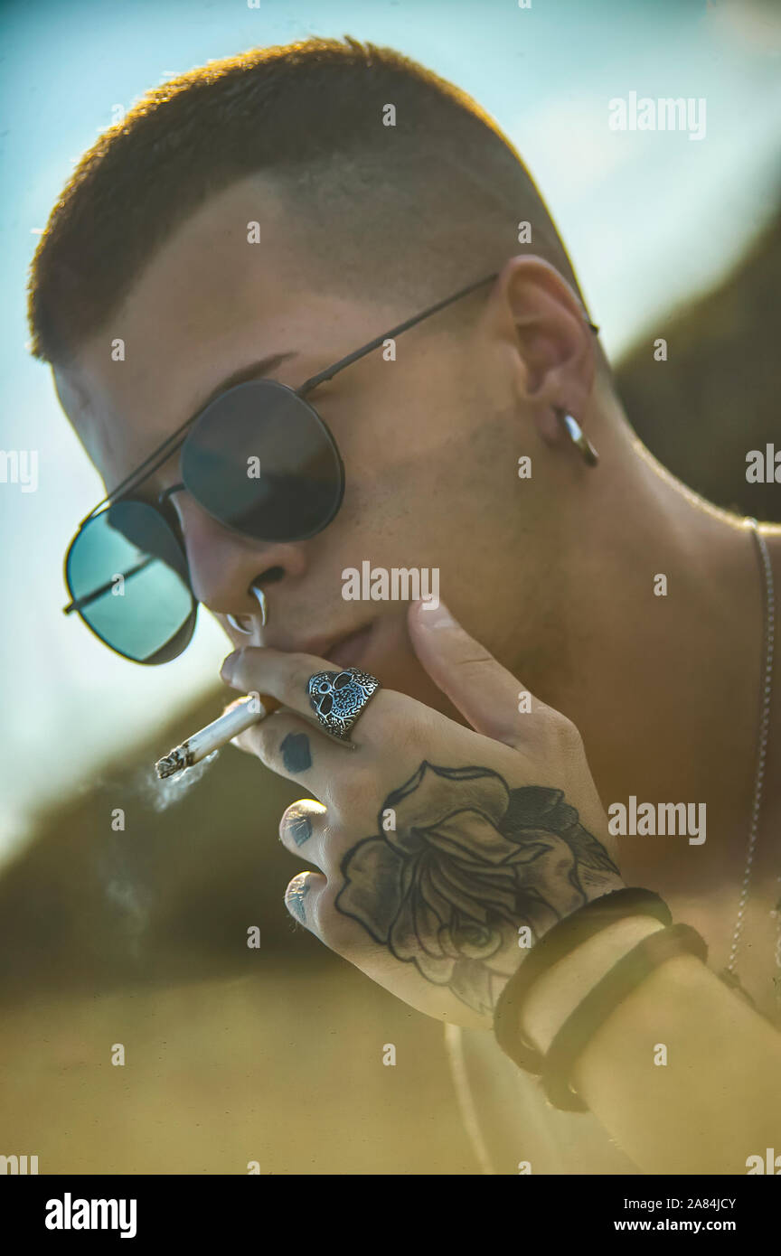 Smooking High Resolution Stock Photography and Images - Alamy