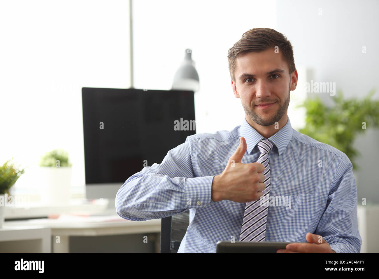 Approving agreement hi-res stock photography and images - Alamy