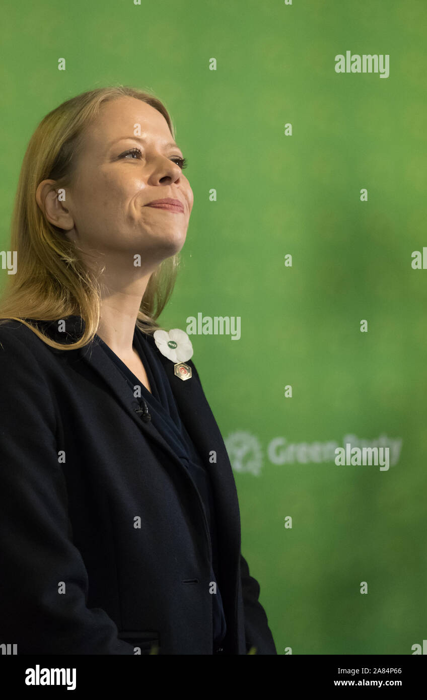 Sian berry hi-res stock photography and images - Alamy