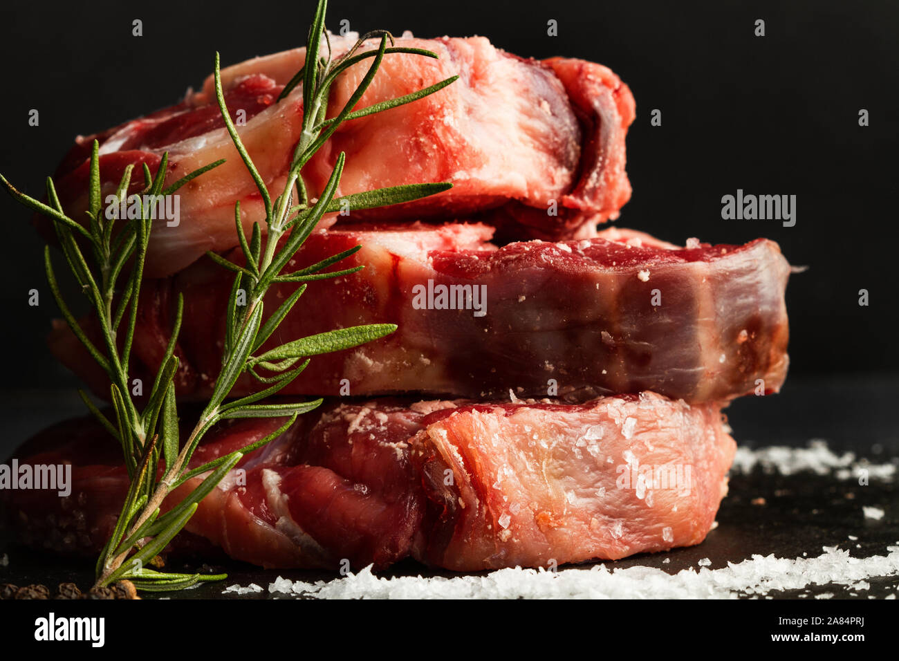 Salt flakes on steak hi-res stock photography and images - Alamy