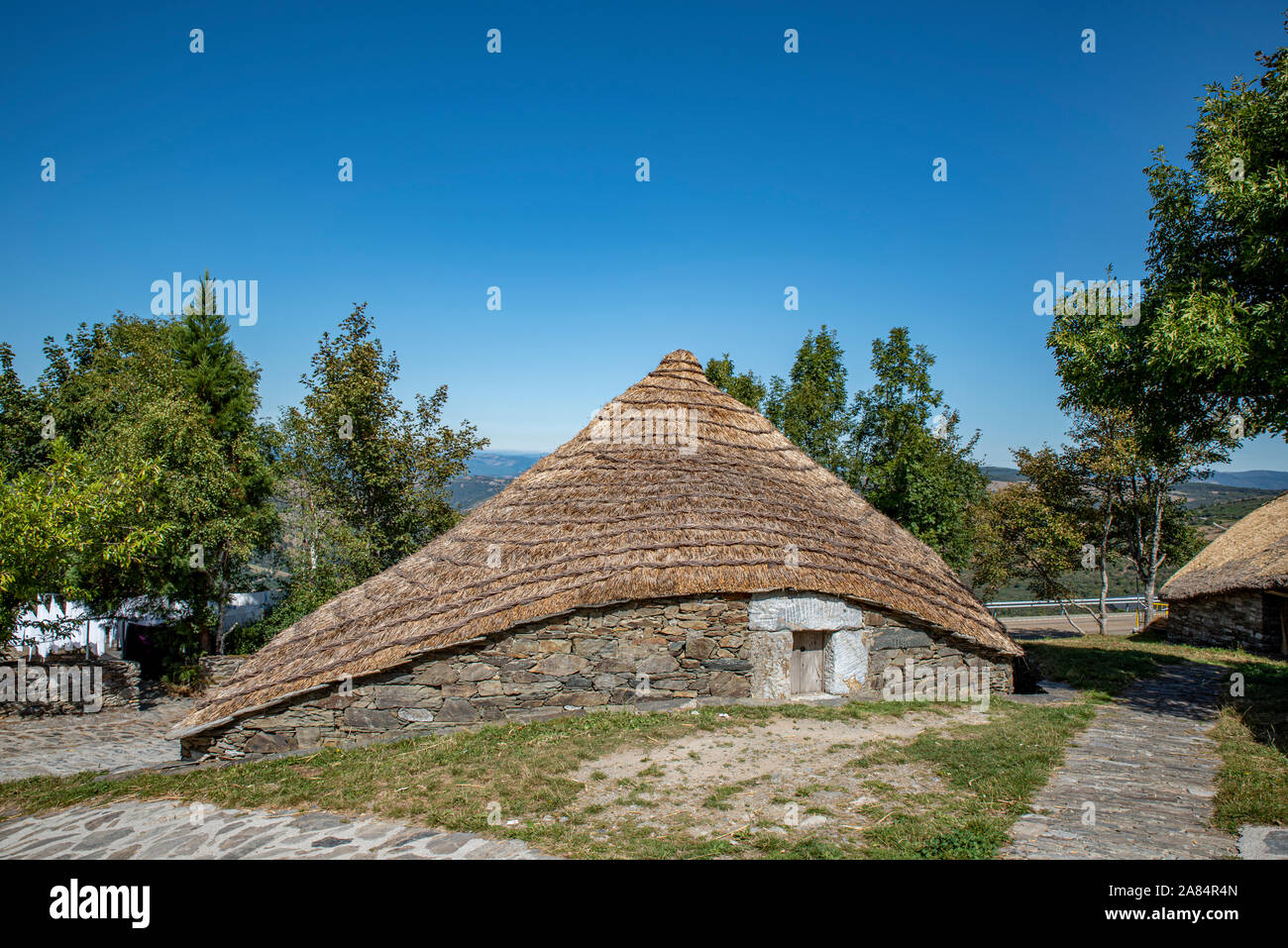 The palloza, also known as pallouza or pallaza, is a traditional ...