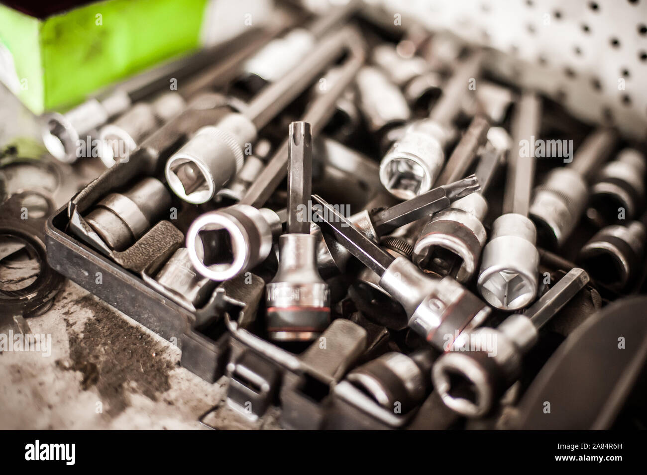 Vulcanizing shop hi-res stock photography and images - Alamy