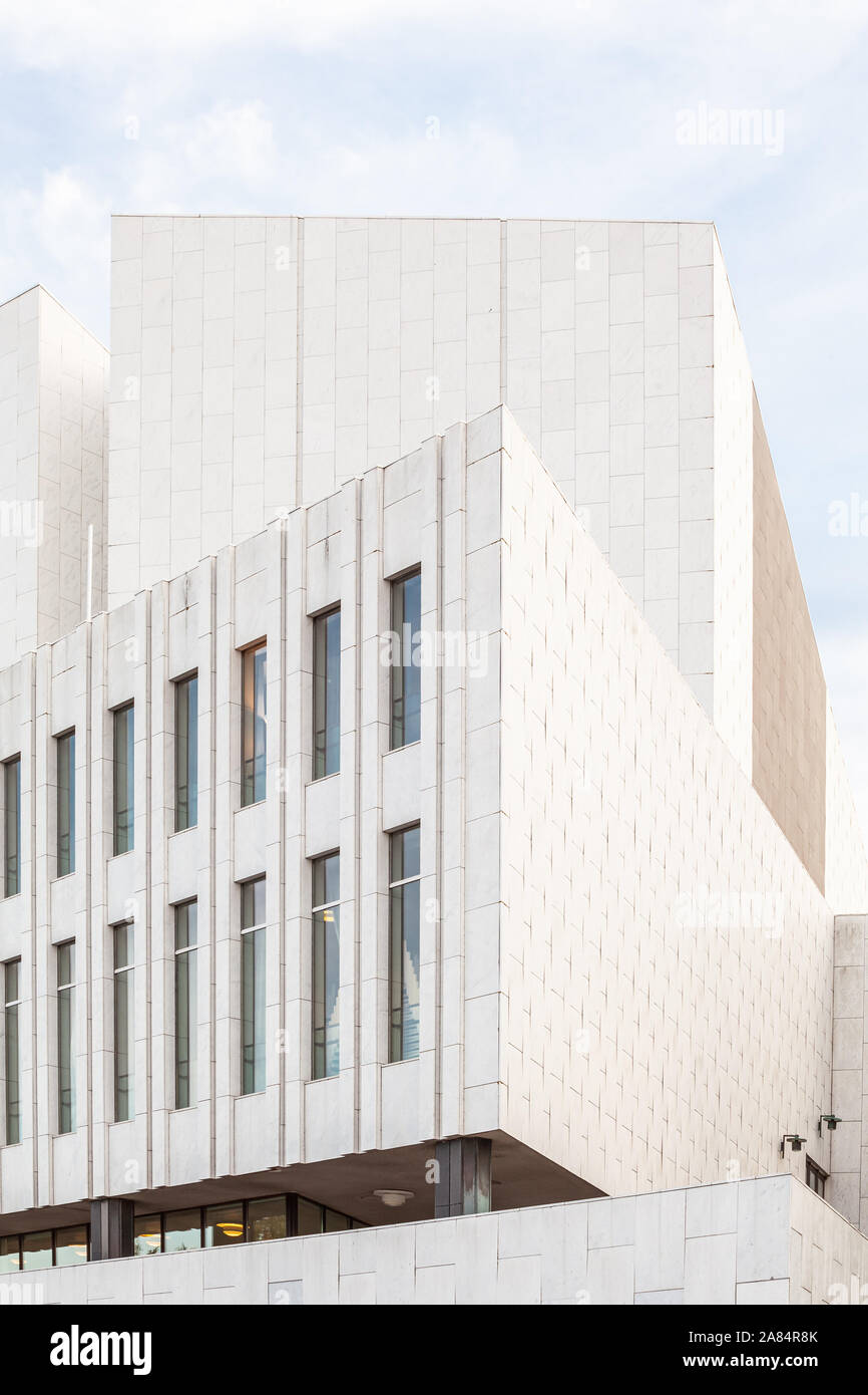 Helsinki alvar aalto architecture hi-res stock photography and images ...