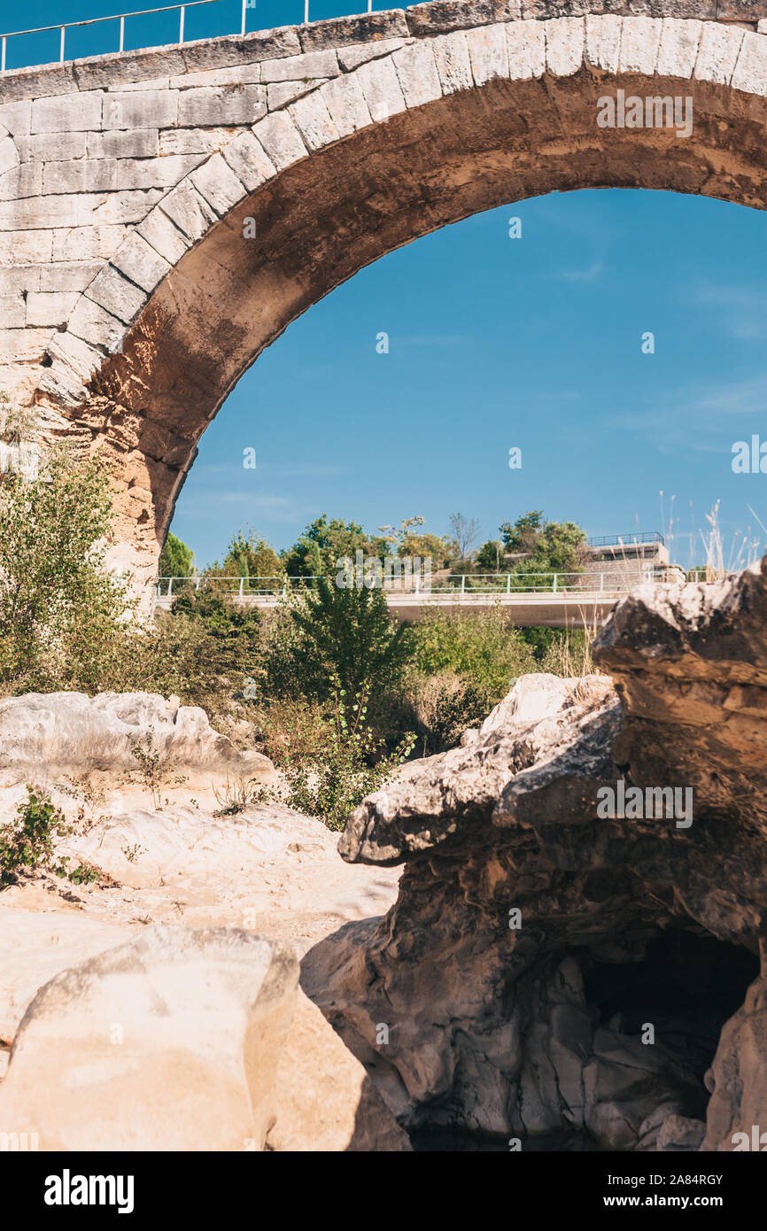 Ancient stone bridge in ancient Roman style Stock Photo - Alamy