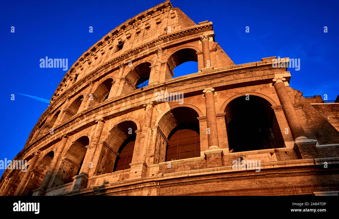 Golden hour rome hi-res stock photography and images - Alamy