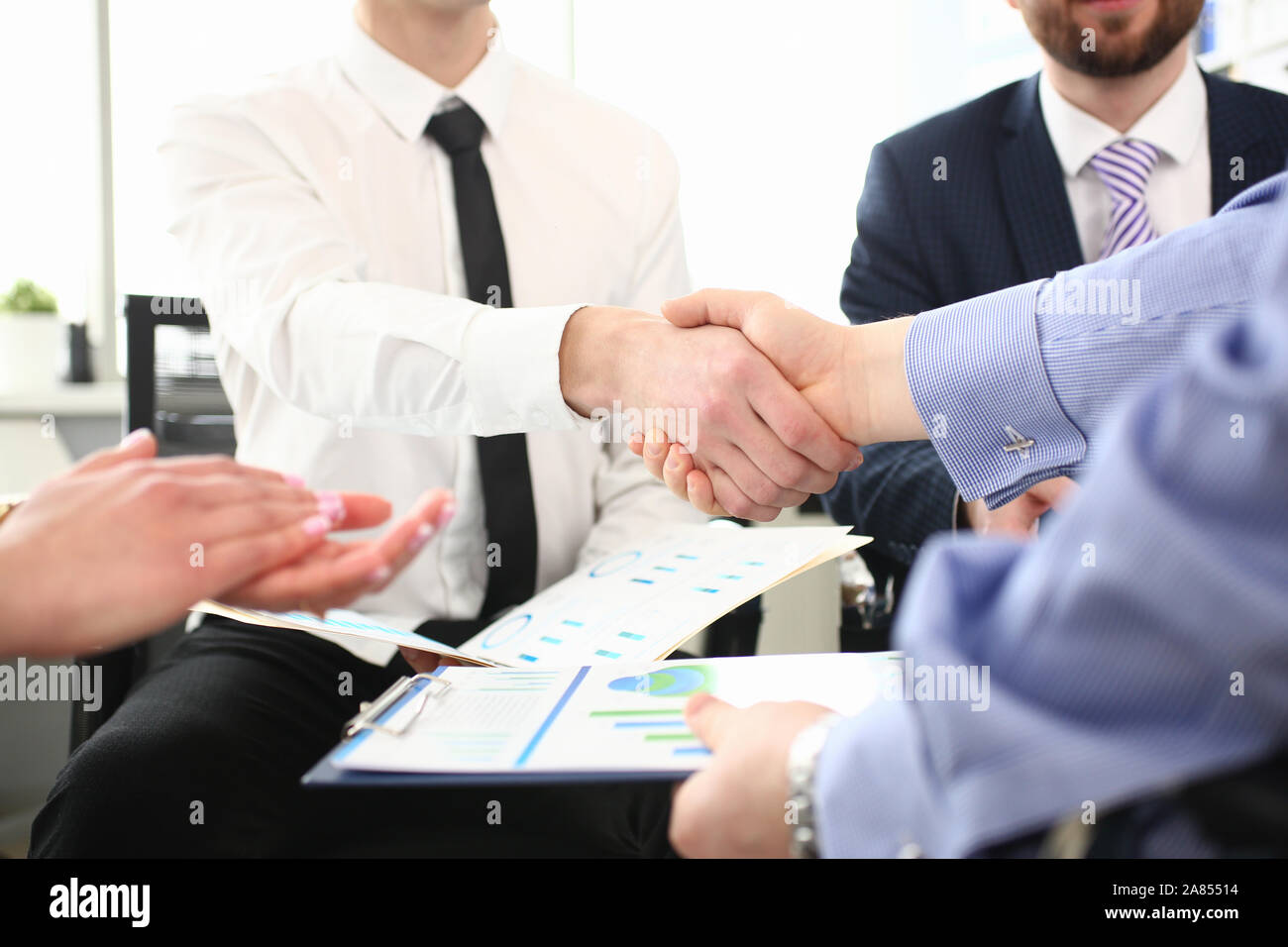 Smart workers hi-res stock photography and images - Alamy