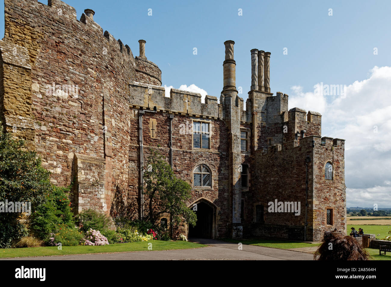 Berkeley castle hi-res stock photography and images - Alamy