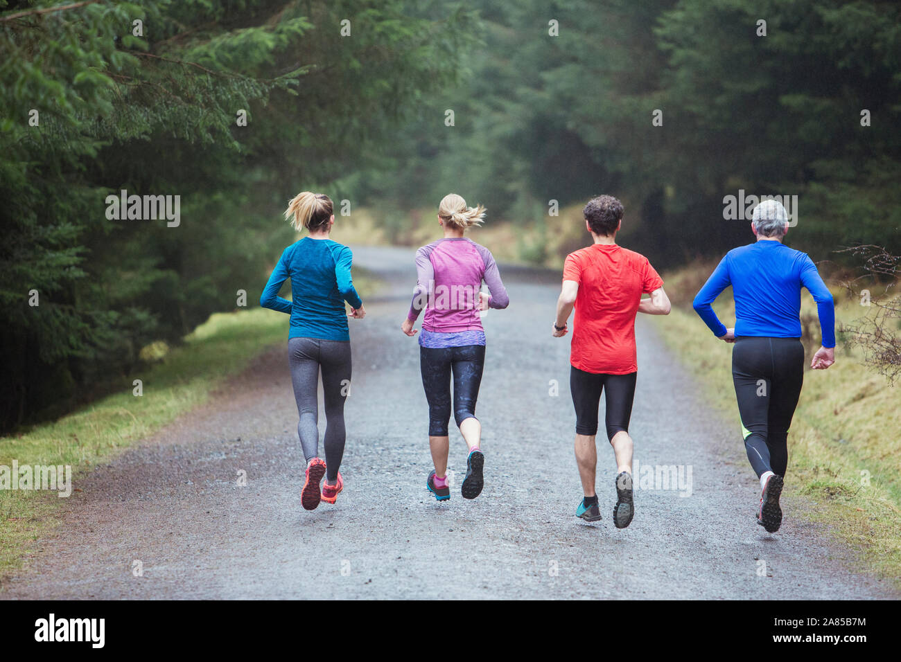 Mother daughter jogging on hi-res stock photography and images - Alamy