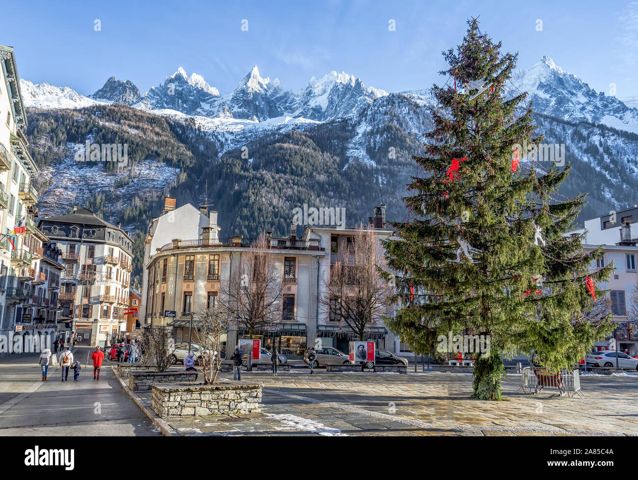 Chamonix, France - December 25, 2018: Busy city center square in ...