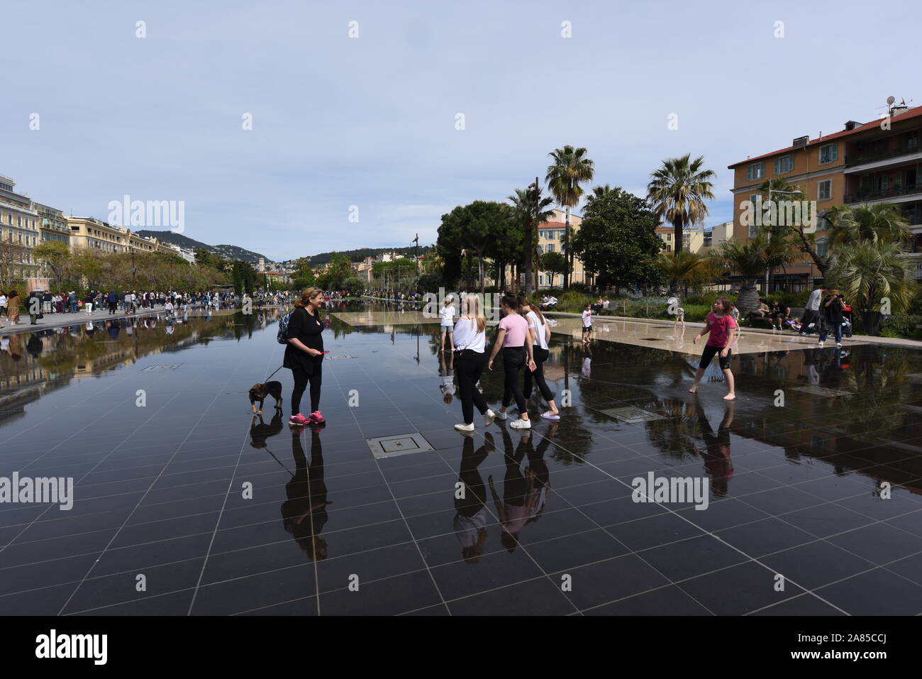 Nice spring weather hi-res stock photography and images - Alamy