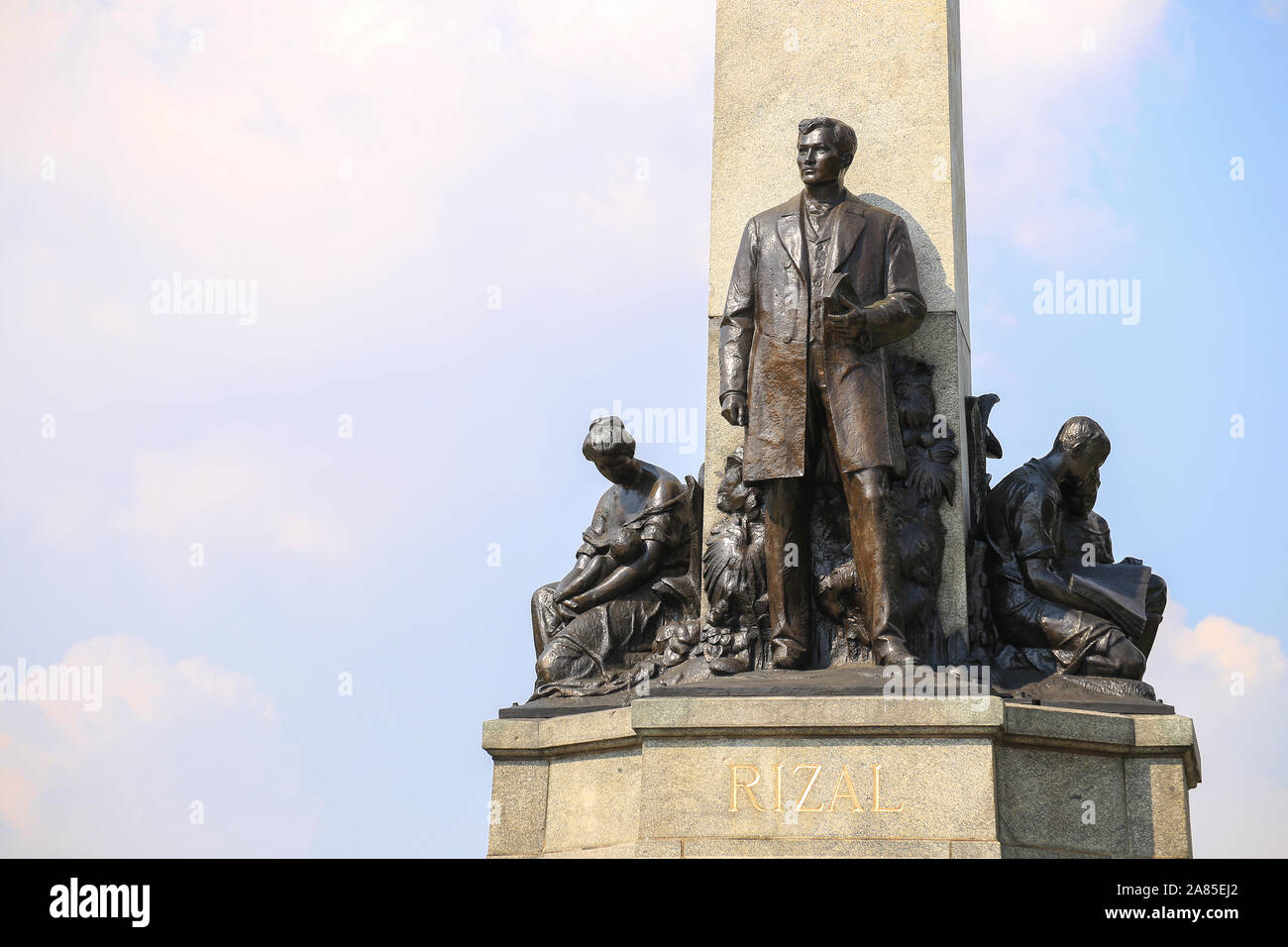 Jose Rizal Statue Luneta