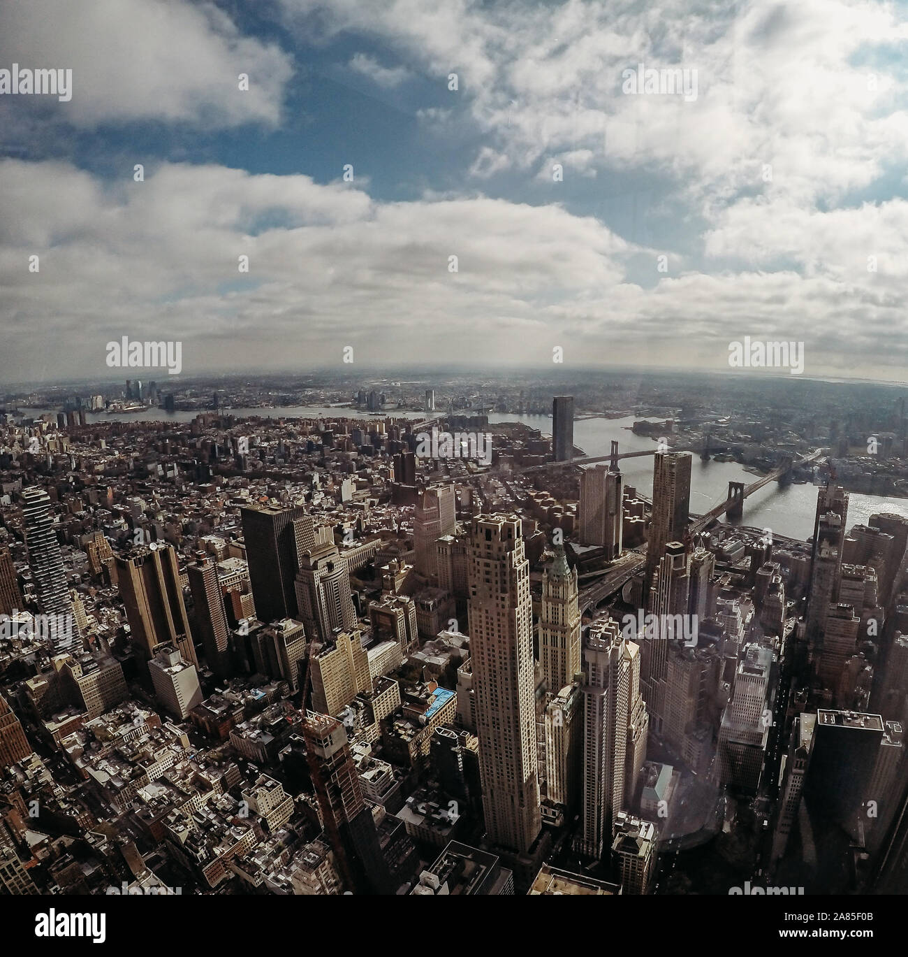 Elevated view bridges new york hi-res stock photography and images - Alamy