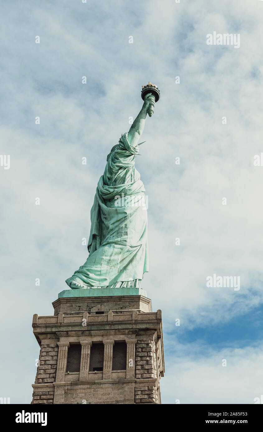 Side view statue liberty new hi-res stock photography and images - Alamy