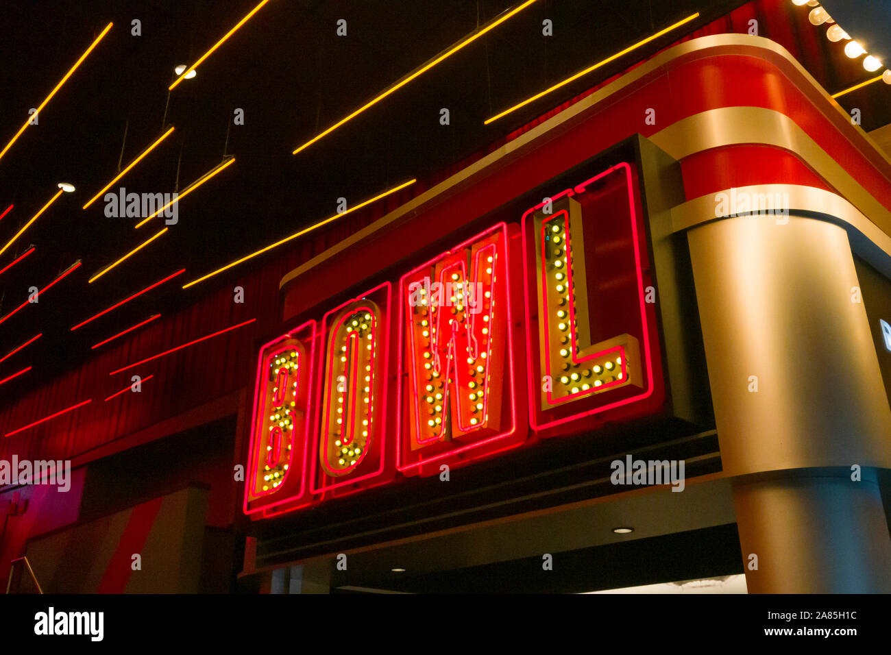 Bowlmor Lanes, Times Square, NYC, USA Stock Photo - Alamy