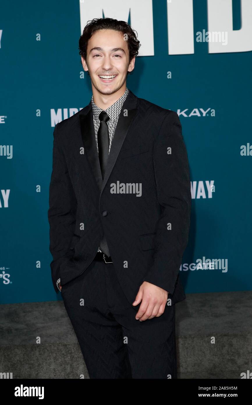 Los Angeles, CA. 5th Nov, 2019. Mikael Conde at arrivals for MIDWAY ...