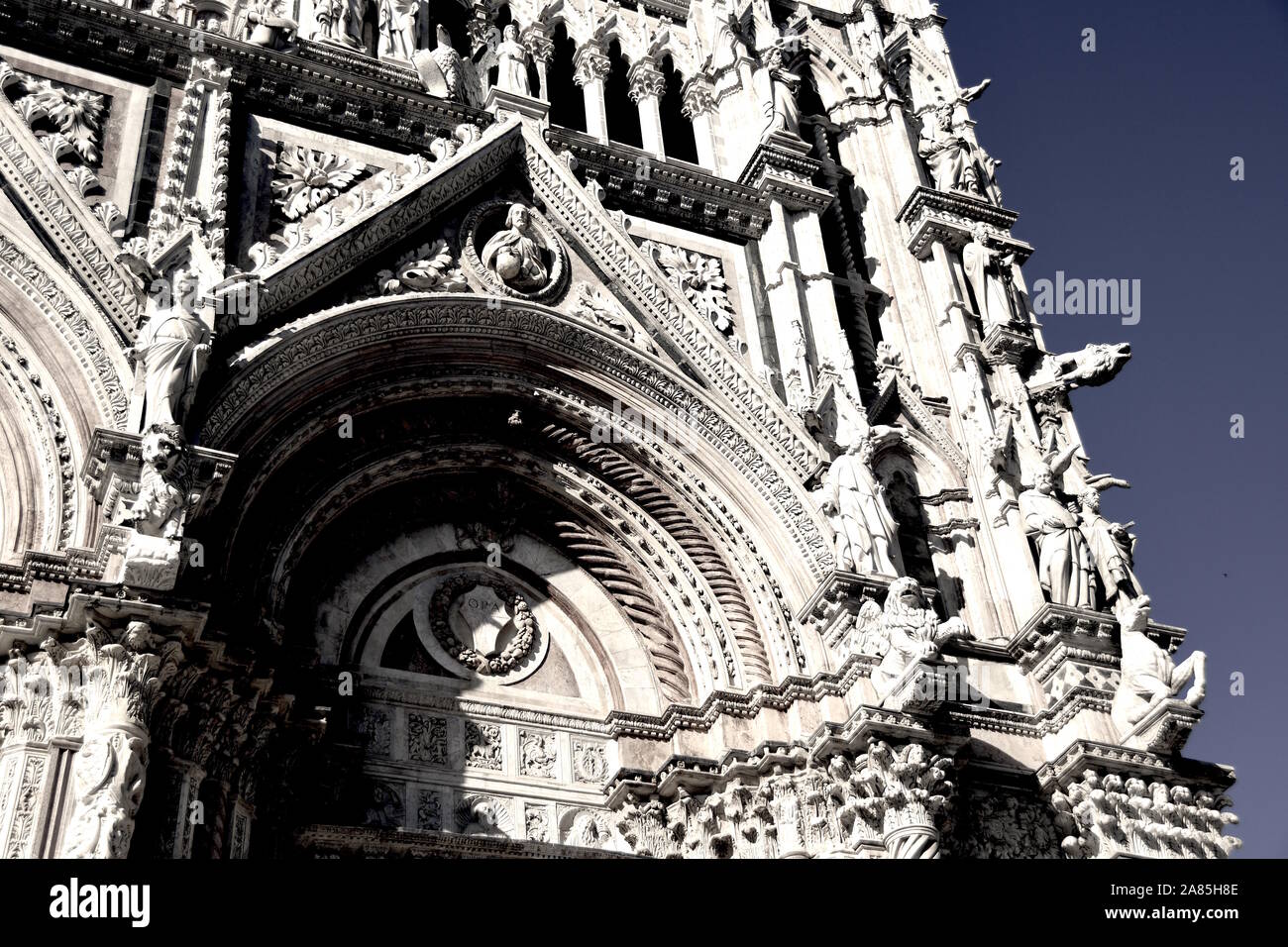 Basilica shapes hi-res stock photography and images - Alamy