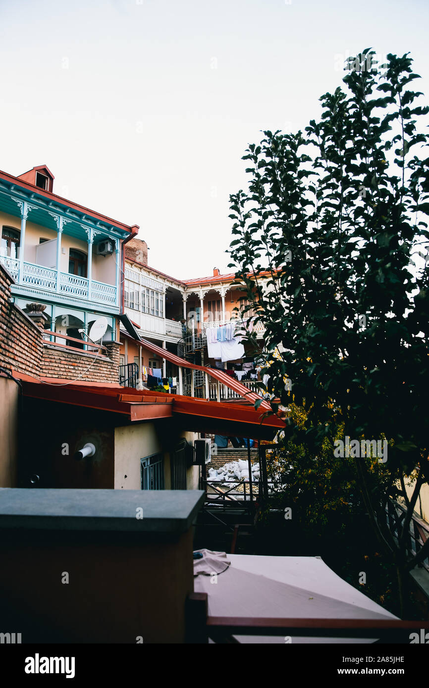 Golden hour street hi-res stock photography and images - Alamy