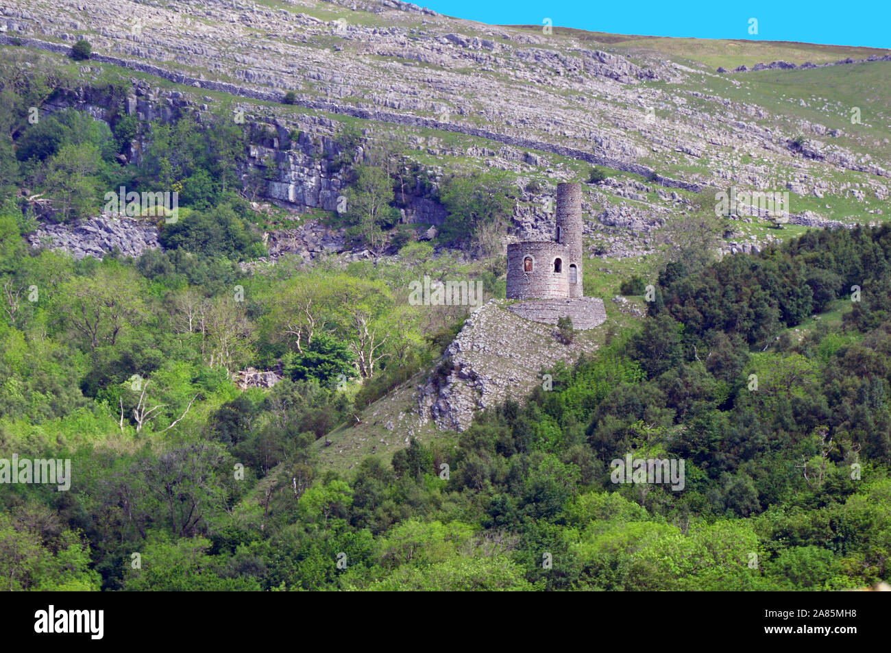 Fox Tower Folly, Brough , Cumbria Stock Photo - Alamy