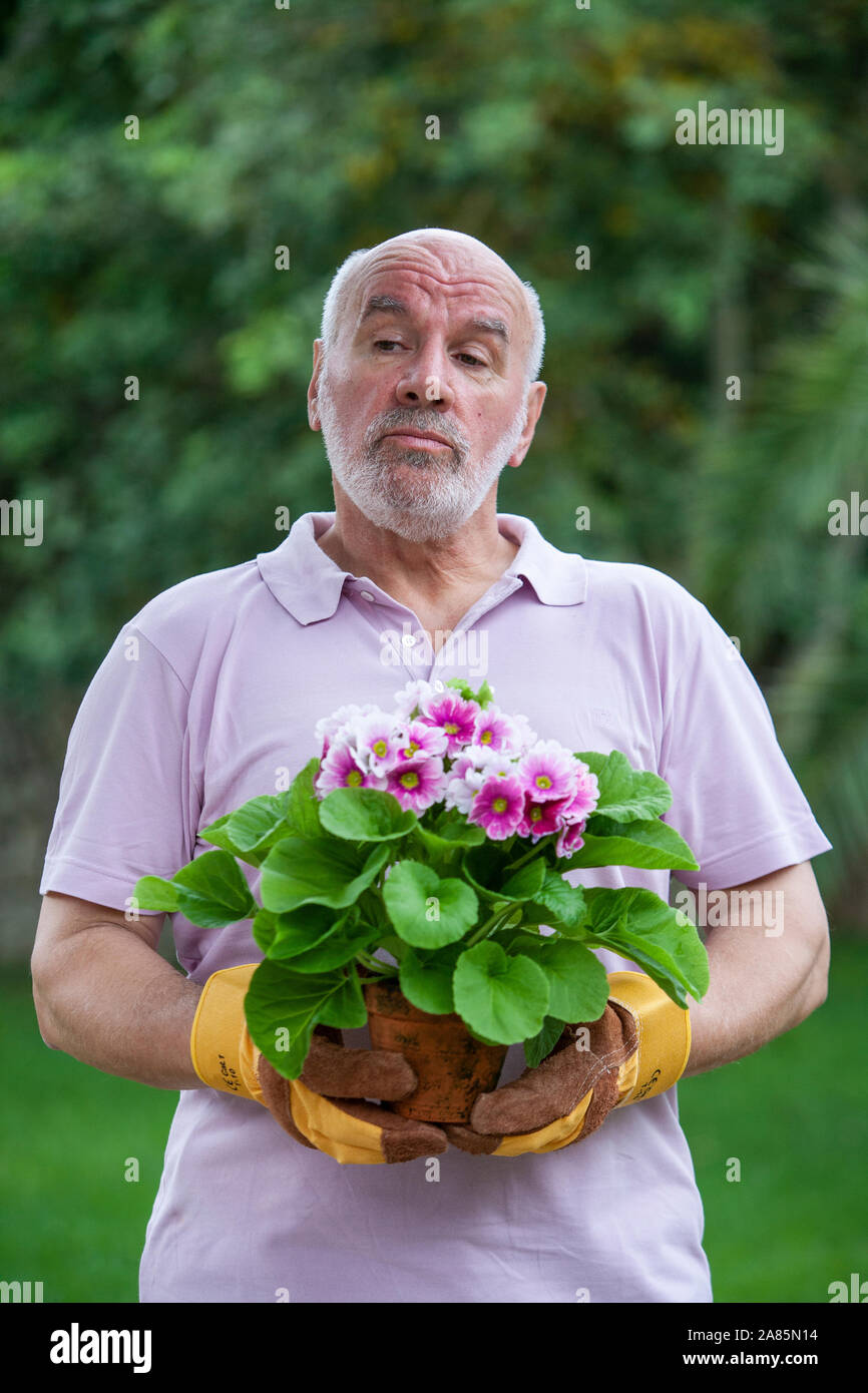 Serious gardening hi-res stock photography and images - Alamy