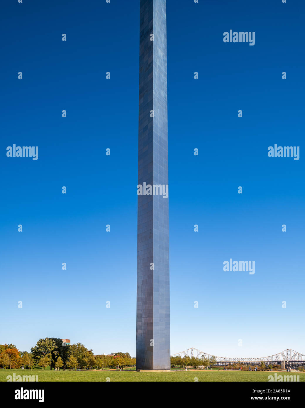 Gateway Arch, designed by Eero Saarinen Stock Photo - Alamy