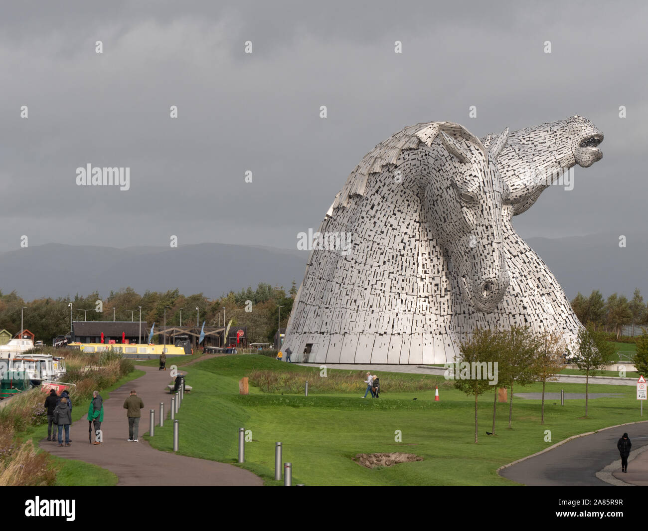 The Kelpies at The Helix, Falkirk, Scotland Stock Photo - Alamy
