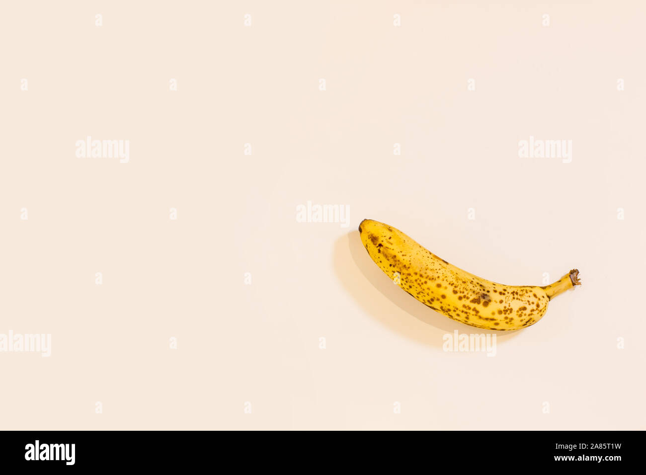 Side banana hi-res stock photography and images - Alamy