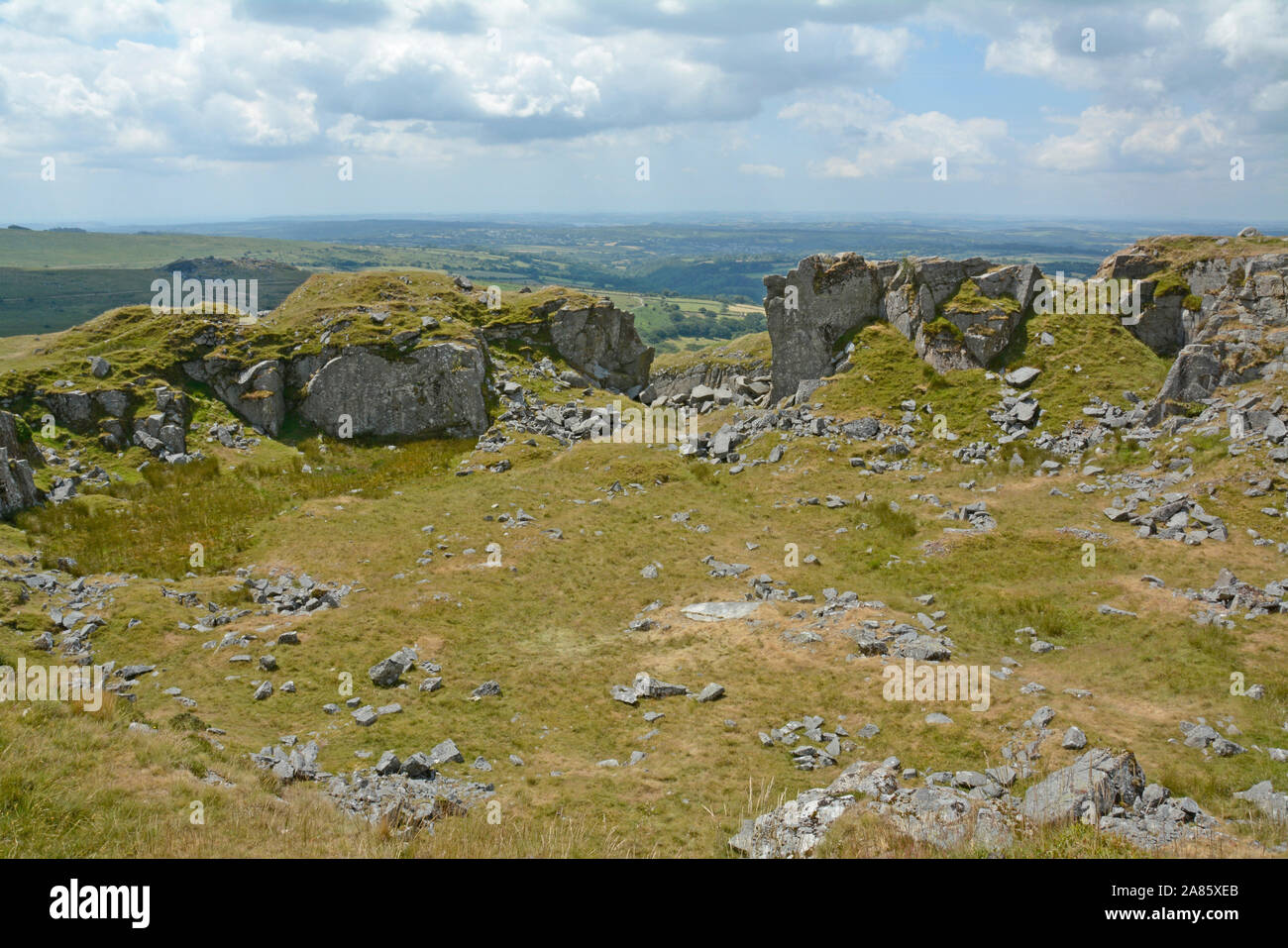 Dartmoor swelltor quarry hi-res stock photography and images - Alamy