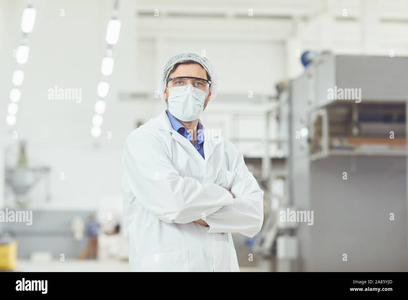 Work mask factory hi-res stock photography and images - Alamy